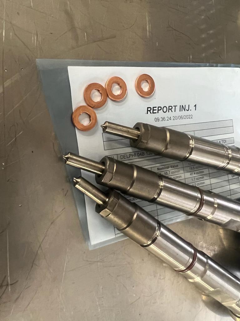 4x Einspritzdüse Set 0445110743 BMW Injektor 13538514148 8514148 BMW ...