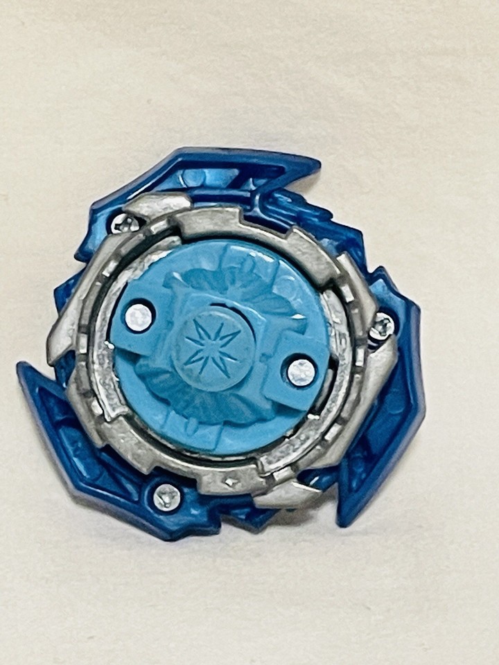 Hasbro TOMY Beyblade Burst B-104 Wonder Valtryek Winning Valkyrie 12 ...