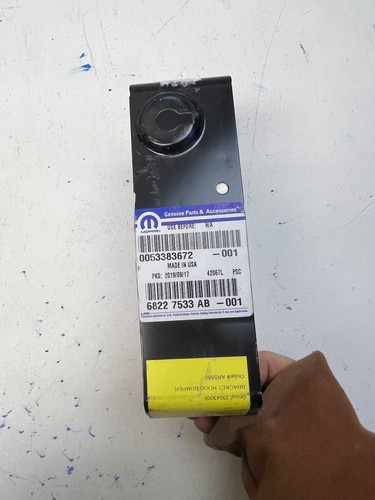 NEW 2014 2015 2016 2017 2018 JEEP CHEROKEE HOOD LEFT LH BRACKET OEM ...