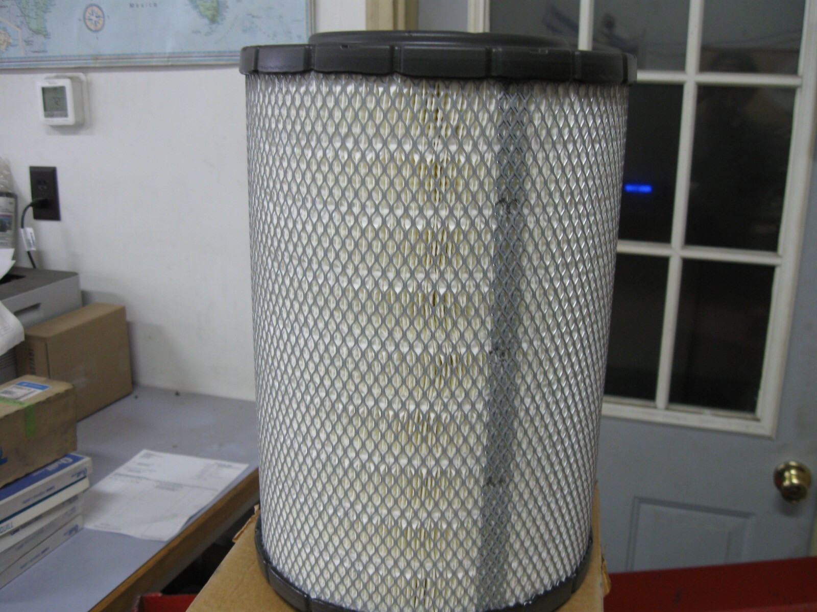 CATERPILLAR 1318822 - Air filter cross reference