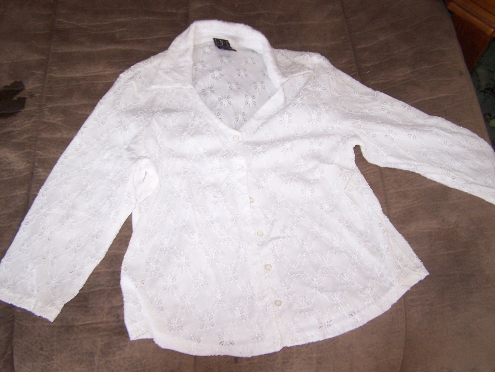 Pretty White Peek A Boo Blouse Size PL in Excellent Condition by I.N.C ...