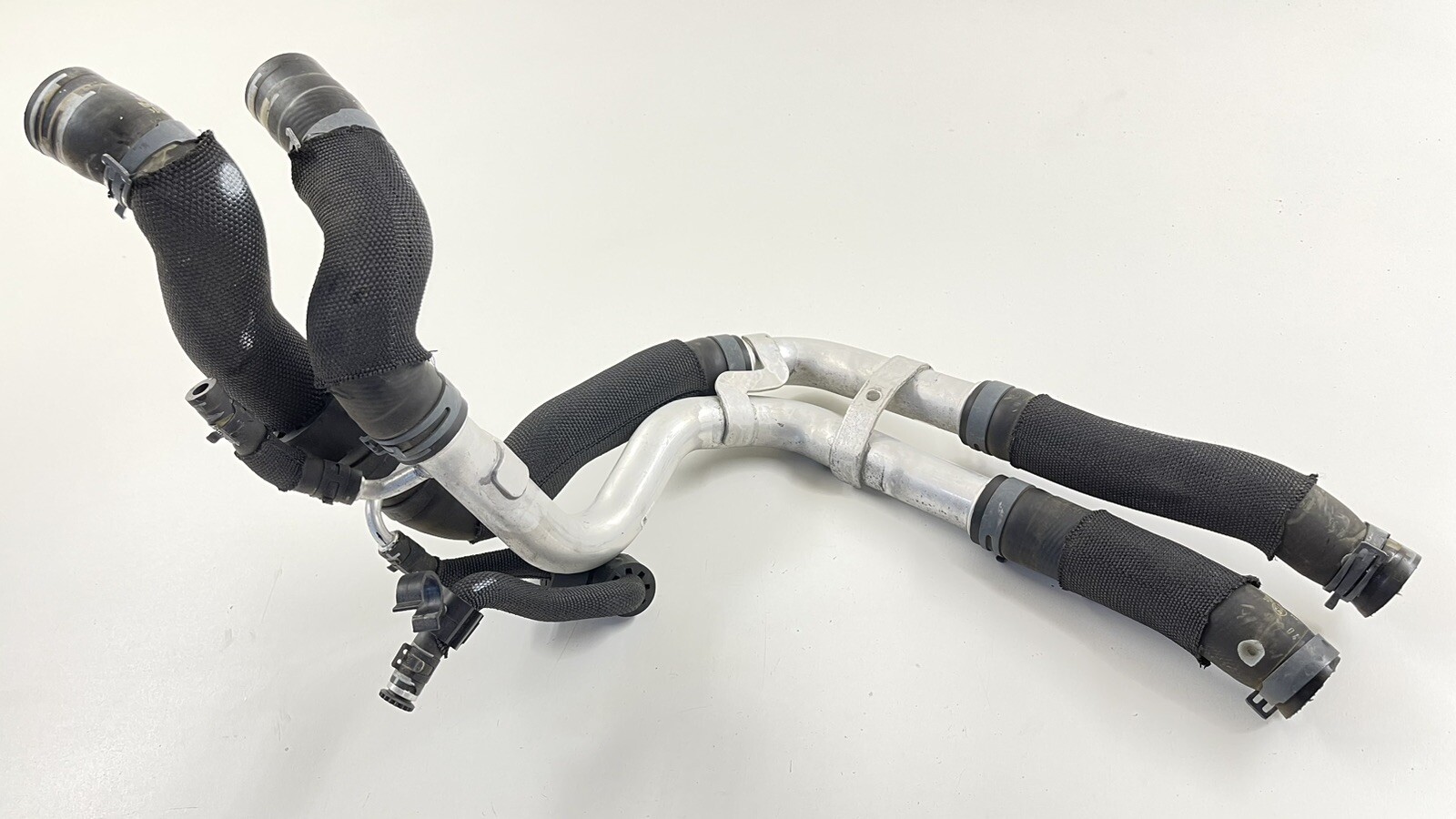 17-22 AUDI R8 PLUS RIGHT FRONT COOLANT HOSE PIPE LINE TUBE 4S0 121 064 ...