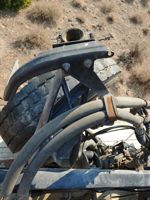 Volvo VNL Hood Latch & Bracket Assembly 20758590 20448264 for sale ...