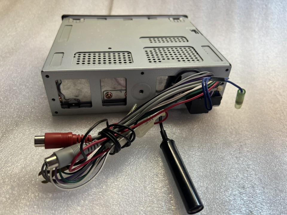 Panasonic HO5 Vintage Am/FM Car Radio w/Cassette Player Pull Out Stereo ...