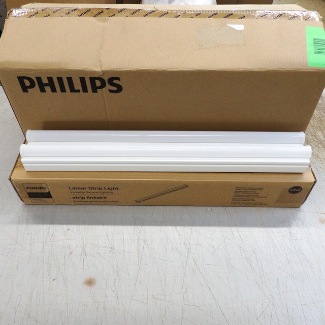 Philips 2000lm 4000K UNV 2' Linear LED Strip Light PSCD220L840-UNV for ...