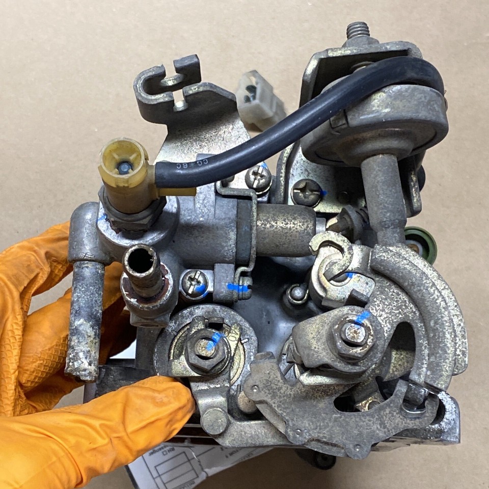 1986 Mazda RX7 1.3L Non Turbo SPEED Throttle Body Throttle Valve ...