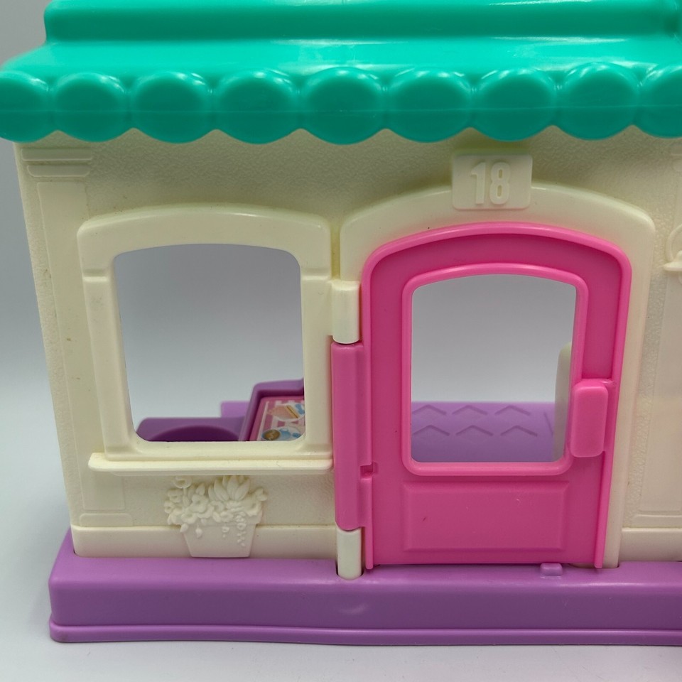 Fisher Price Little People Time For A Treat Ice Cream Shop & 1 Little ...