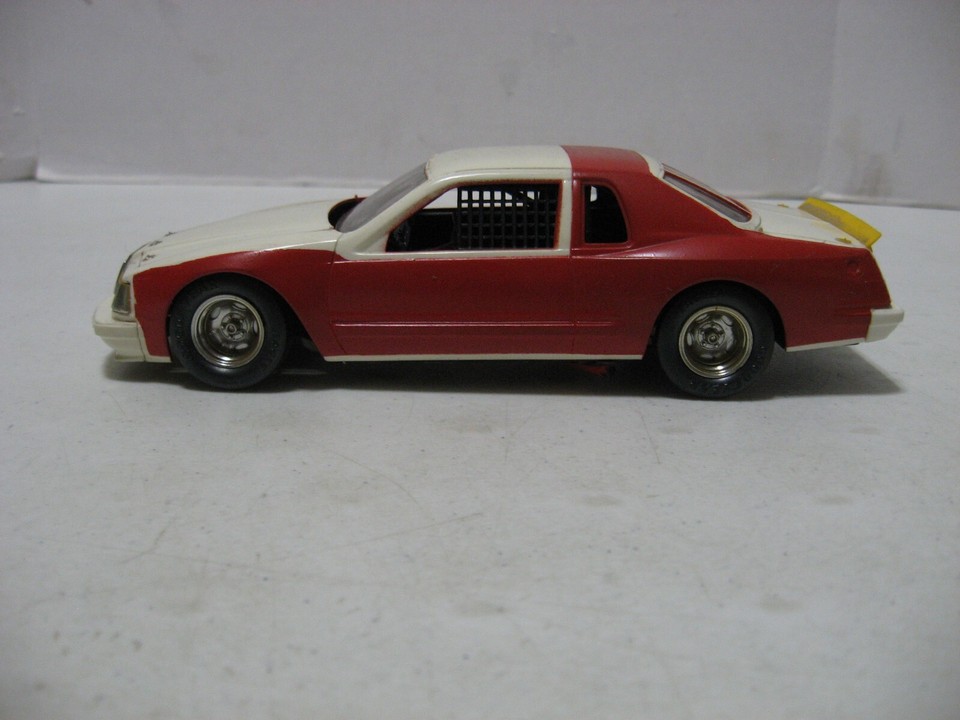 Monogram 1983 Melling Thunderbird Race Car 1/24 Scale Built Model Kit ...