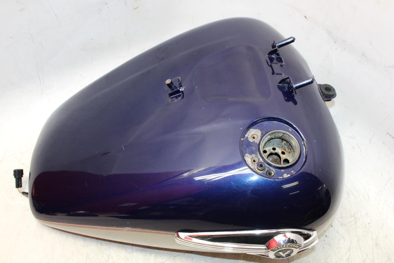 2004 Kawasaki Vulcan 1500 Vn1500l Nomad Fi Gas Tank Fuel Petrol ...