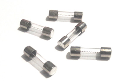 SET OF 5 SOCTSC 125V 6.3A 125V 6.3A SOC TSC 5mm x 20mm SLOW BLOW FUSES ...