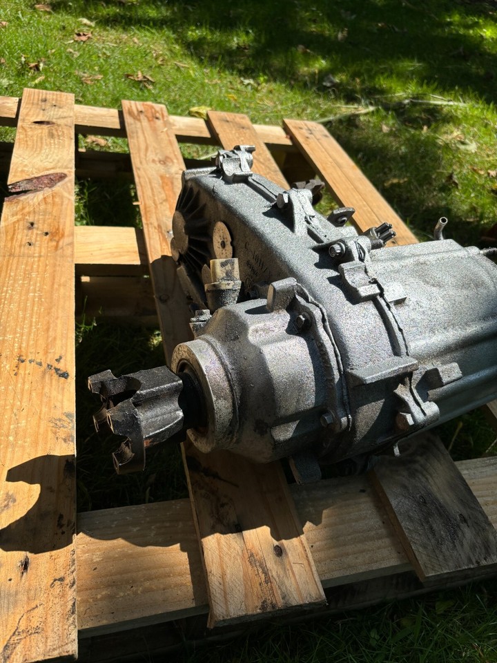 JEEP Wrangler TJ 1997-2004 NP231 Transfer Case 23 Spline SLIP YOKE AX ...