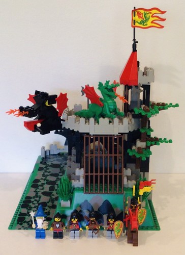 Lego Castle Fire Breathing Fortress 6082 Dragon Knights 100% Complete ...