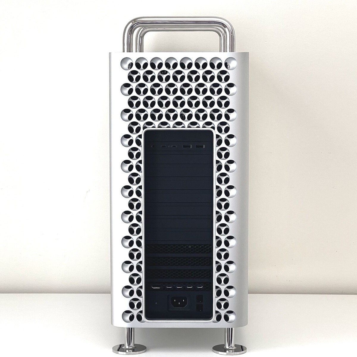 2019 Apple Mac Pro・ 28-core ・ 768GB RAM ・ 4TB SSD 2019 Apple Mac Pro・ 28-core ・ 768GB RAM ・ 4TB SSD