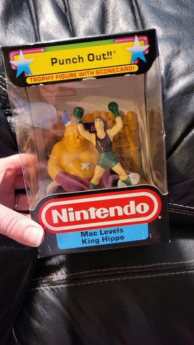 RARE! 1988 NES Nintendo PUNCH-OUT Trophy Toy figure Little Mac vs KING ...