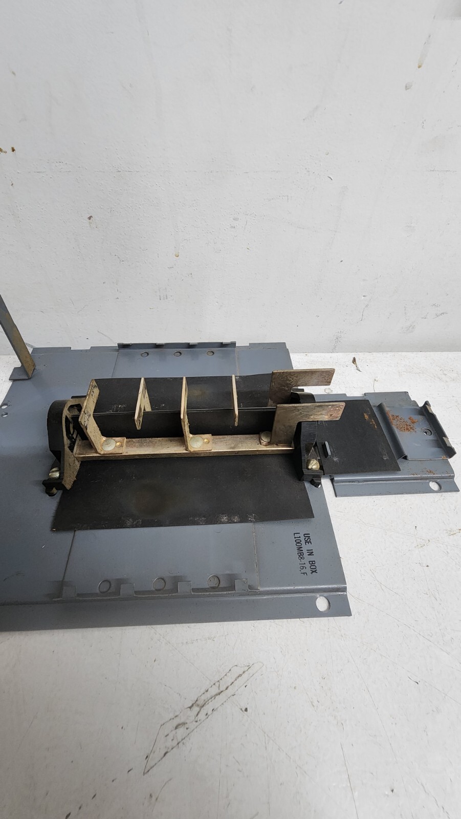 Wadsworth 100 amp 8 space panel interior buss. | eBay