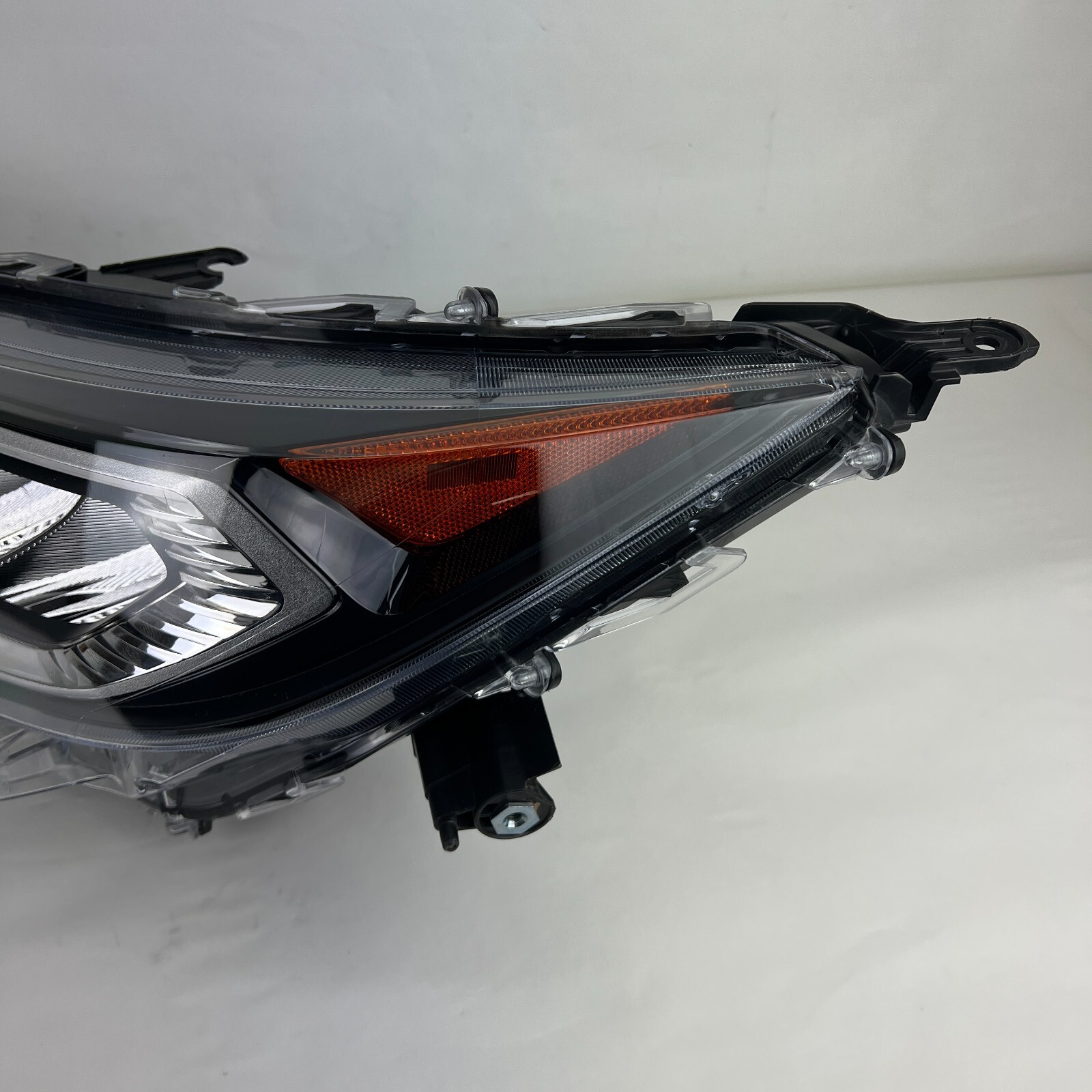 OEM 2019 2020 2021 Toyota Rav4 Left Headlight Headlamp Chrome LED 81150 ...