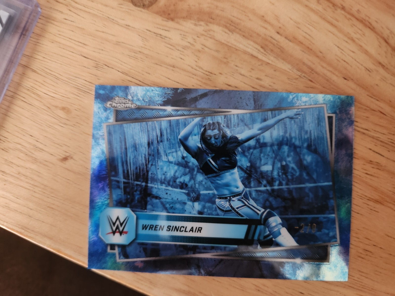 Wren Sinclair 2025 Topps Chrome WWE #164 Frozenfractor /-5 Price Guide ...