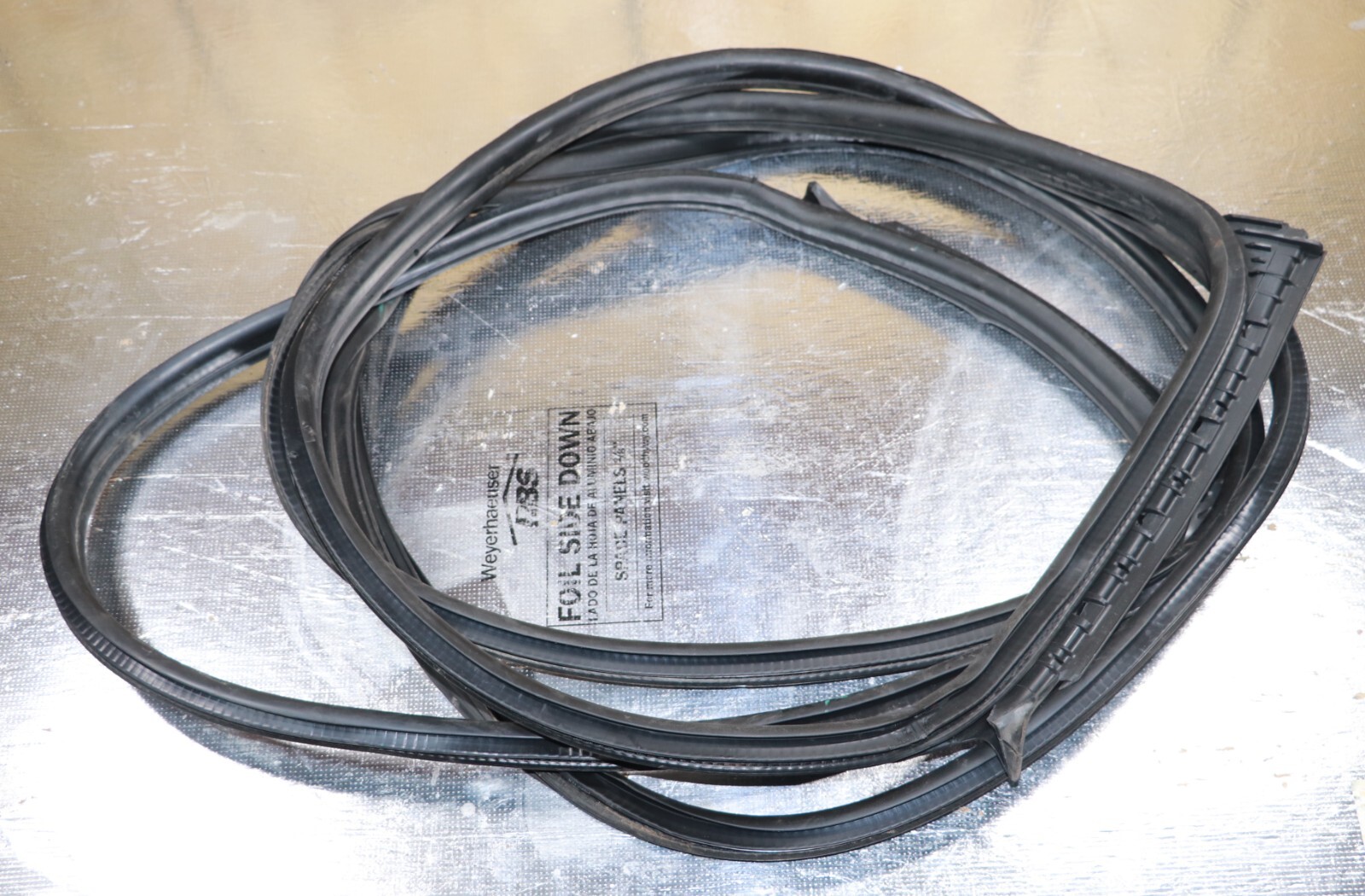 Front Right Side Door Jam Seal Molding Trim Rubber Weatherstrip OEM ...