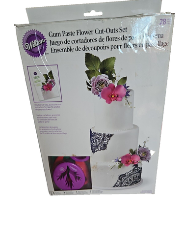 New Wilton Gum Paste Flower Cut-Outs Cutter 28 Piece Set | eBay
