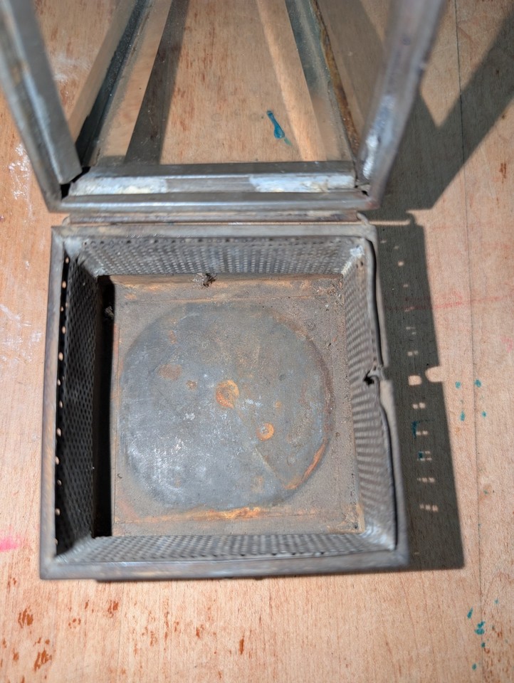 Early Holmes Booth Haydens Convex Tilting Skaters Lantern 4 Side ...