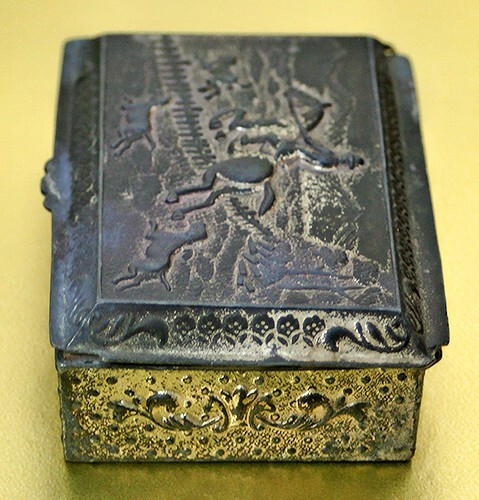 Vintage Silvertone Metal Made in Japan Hinged Pill Box | eBay