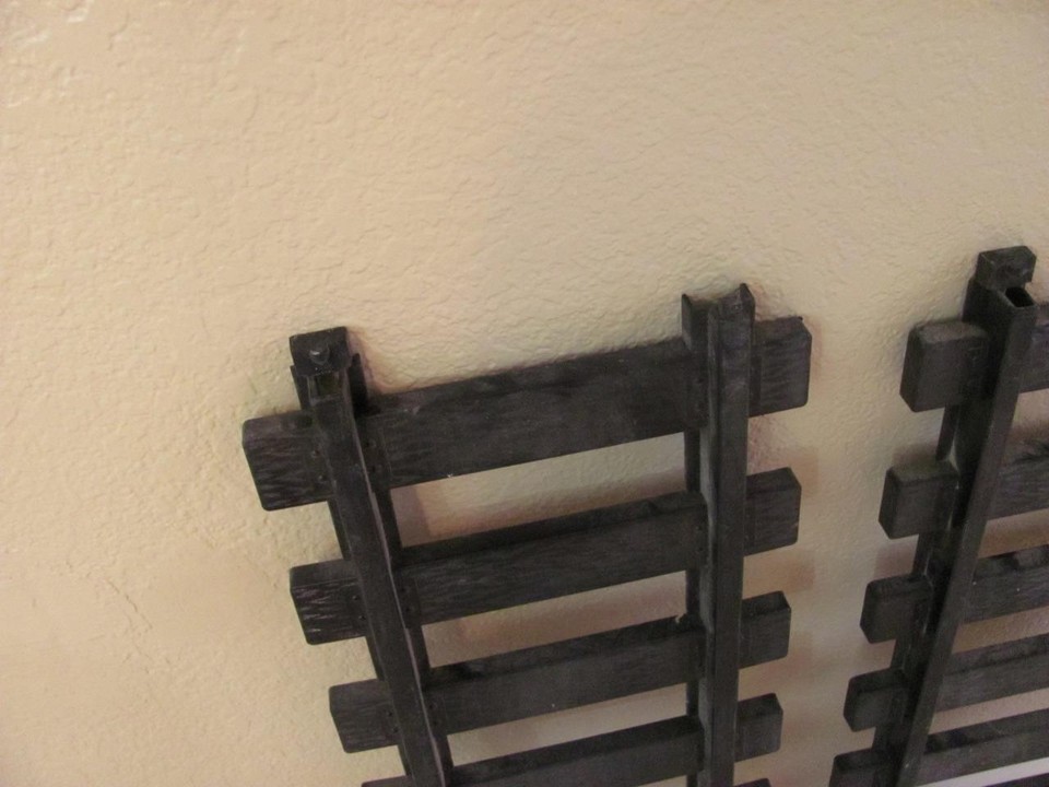 REMCO 1970 MIGHTY CASEY RIDE ON TRAIN LOT OF 2 STRAIGHT TRACKS | eBay