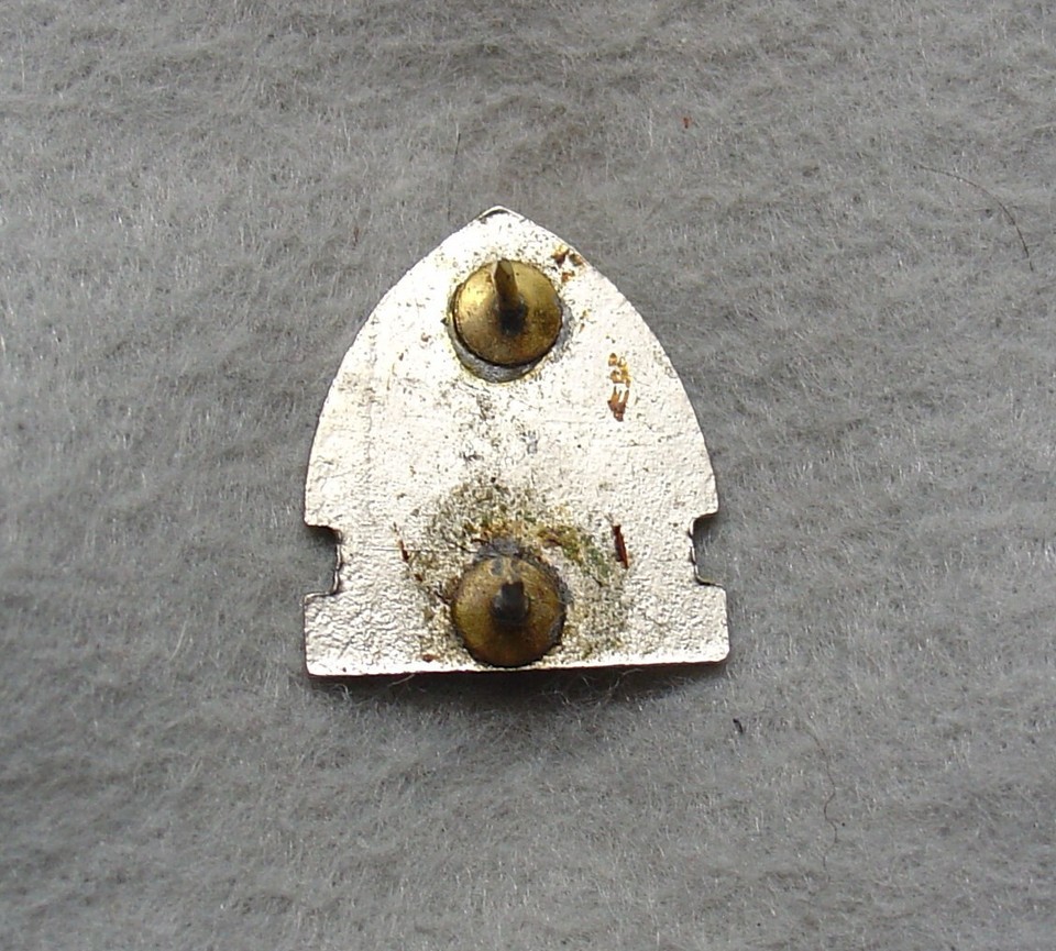 US Army 311TH Field Artillery DI DUI CREST CB no Hallmark Fgn AZN (JH ...