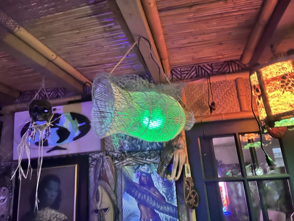 NEW Rattan Fish Trap Lamp W/ Real Puffer Fish Green Led Smokin Tikis ...