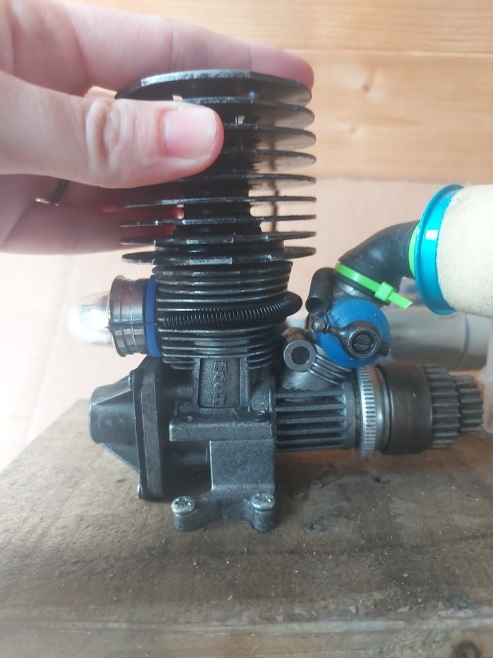 RC NITRO ENGINE ON DISPLAY BOARD - Mach 25 C SPORT M26SS | eBay UK