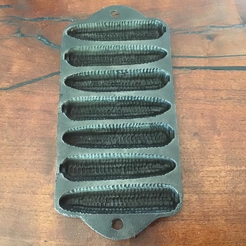 Mini Griswold Cast Iron Corn Stick Cornbread Pan 8" X 4" | eBay