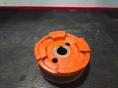 Kubota Mower LEFT Pulley RC48-G20 G1800 G1900 G2000 76505-33580 | eBay