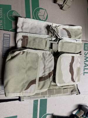 MSA PARACLETE BPS019-DESERT CAMO MODULAR BACK PANEL, w/SEWN ON POCKETS ...