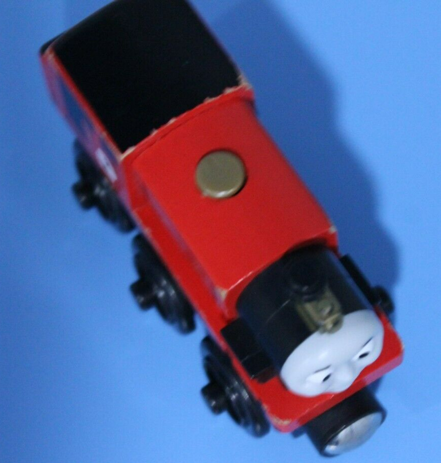 MY CUSTOM ENGINE- THOMAS WOODEN RAILWAY TRAIN- "MAX"- RED FRIENDLY ...