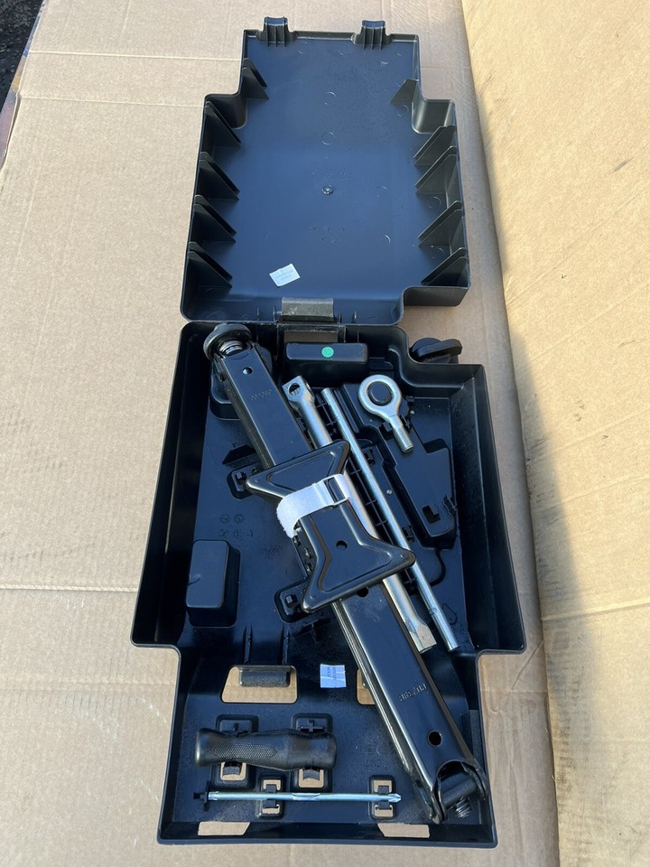 PEUGEOT BOXER FIAT DUCATO CITROEN RELAY TOOL KIT JACK SET WHEEL BRACE ...