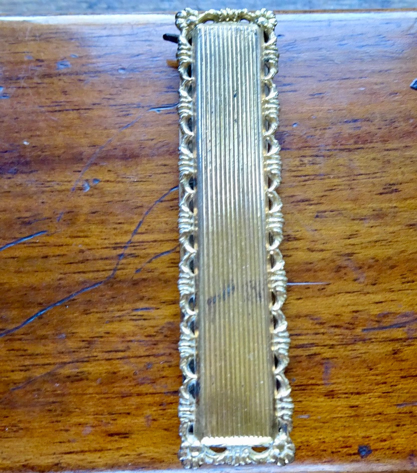 antique Victorian gilt gold hinged clamp pronged dres… - Gem