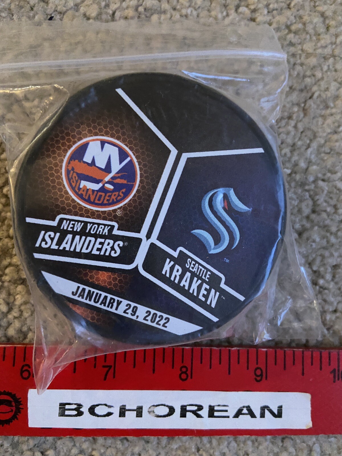 SEATTLE KRAKEN New York Islanders Matchup Game PUCK 2/2/22 1st ...