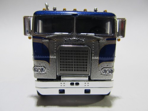 DCP FIRST GEAR 1/64 SCALE FREIGHTLINER CABOVER, BLUE & PETWER WITH GOLD ...