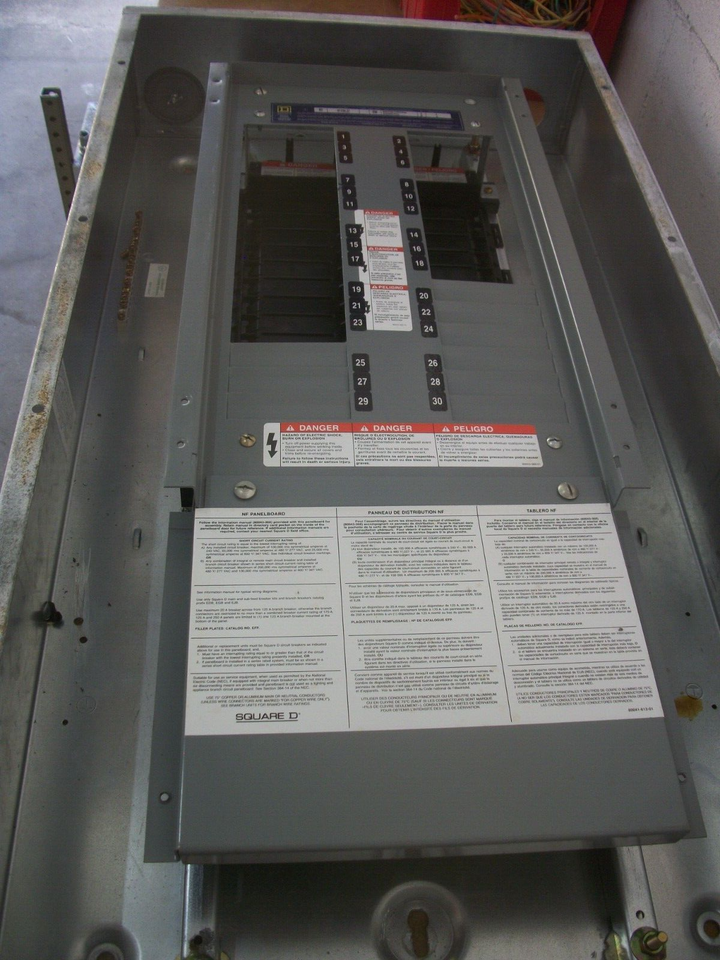 SQUARE D NF LOAD CENTER PANELBOARD NF430L2C 250AMP 600Y/347/240VOLT 3PH ...