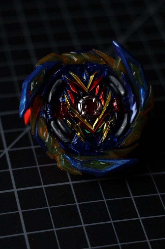 Brave Valkyrie Evolution’ 2A B-163 Beyblade Burst Superking Takara Tomy ...