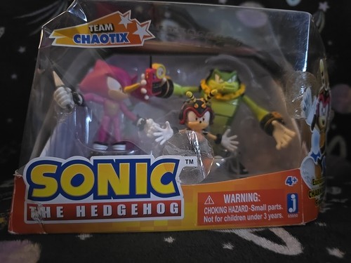 Sonic the Hedgehog Team Chaotix Figures - Sealed Jazwares Charmy Vector ...
