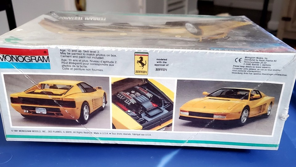 1991 Monogram Ferrari Testarossa 1:24 Model Kit #2910 New In Sealed Box ...