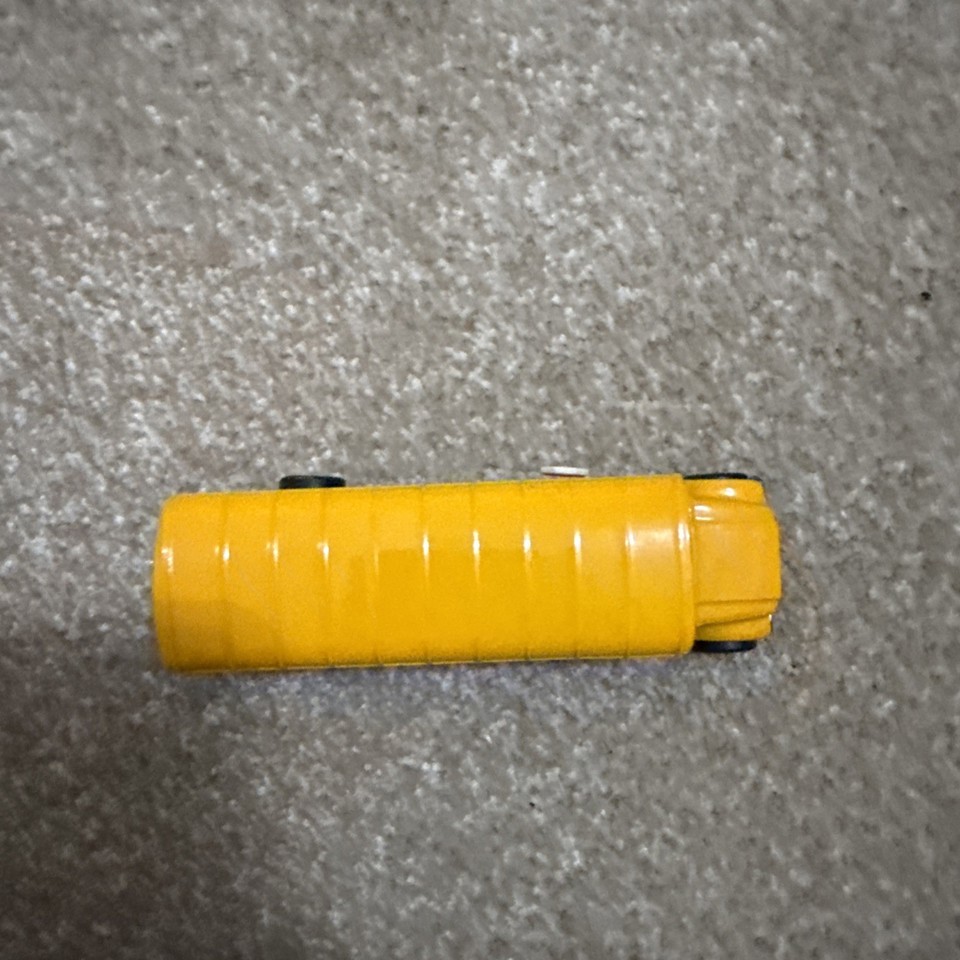 Kintoy Die-Casting School Bus No. 3218 N scale Friction Moving Toy ...