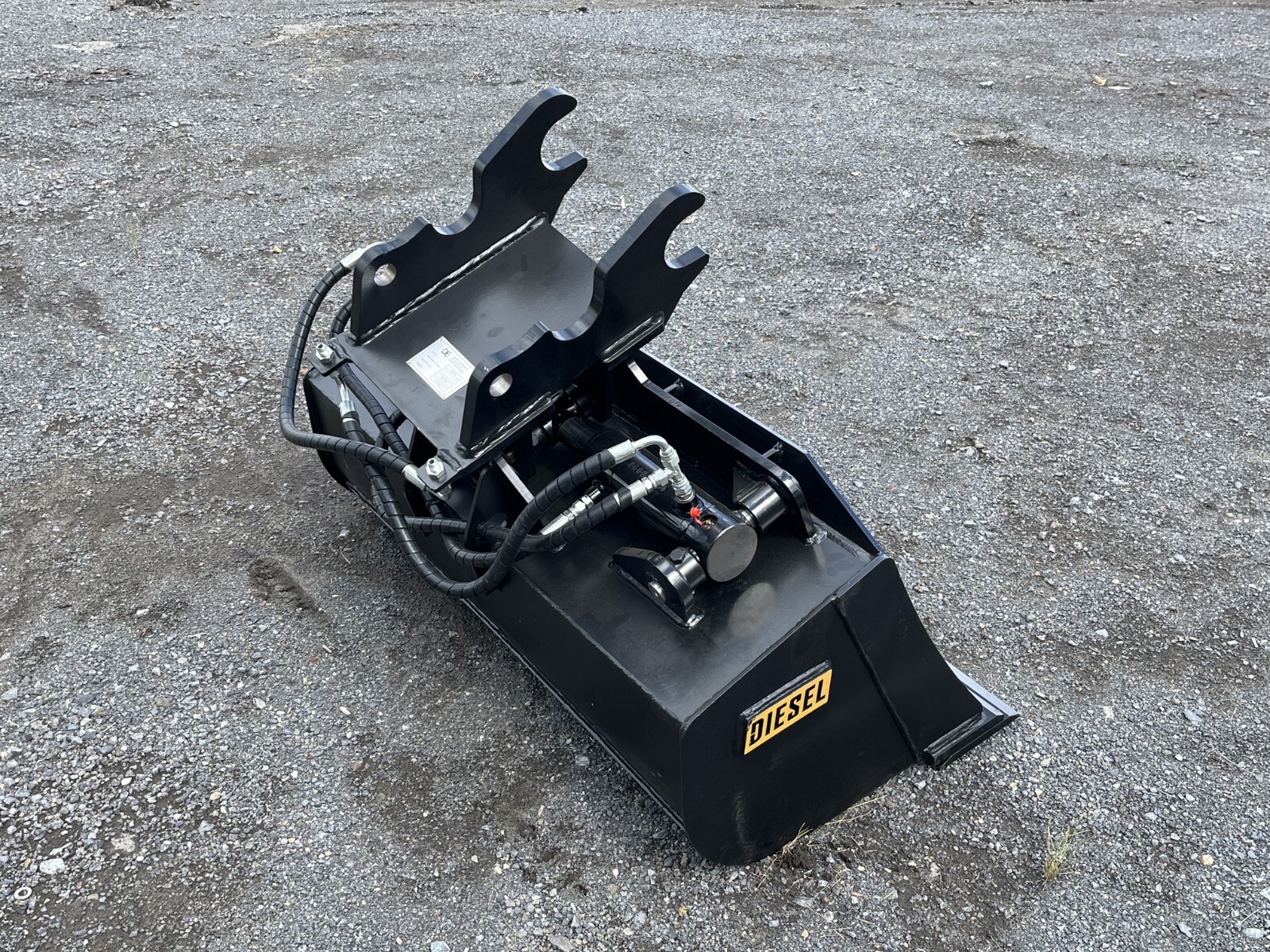 Kubota Quick Attach Tilt Bucket for U35 & KX040 & KX71 & KX91 & KX121 ...