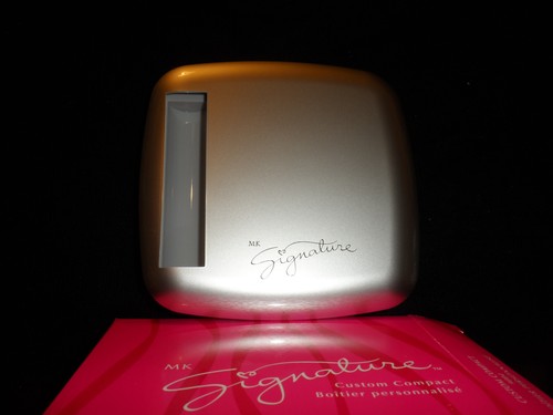 Mary Kay "MK Signature" Cosmetics Custom Compact Case 9004 unfilled NIB ...