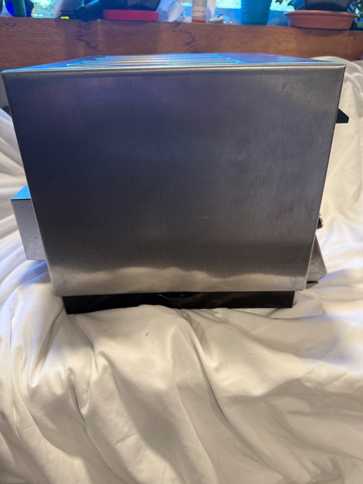 TOASTMASTER TP424 commercial 4 slice toaster | eBay