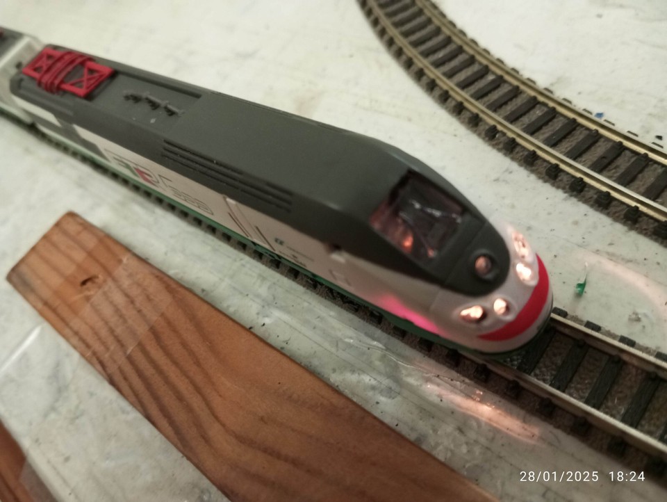 Loco elettrico N treni italia FS ETR 500 del Prado marciante con fari ...