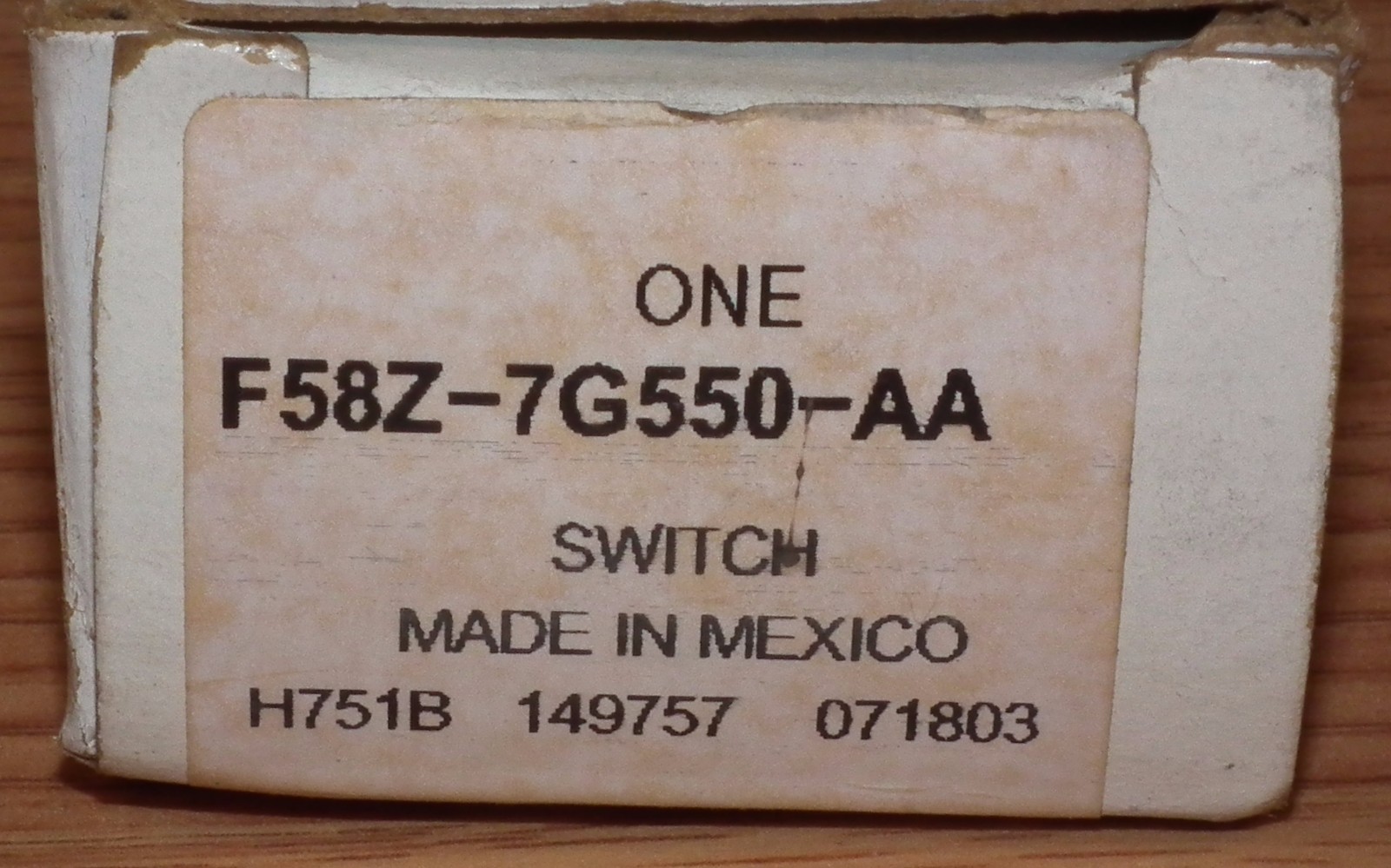 Genuine Ford Motor Company (F58Z-7G550-AA) Overdrive Shift Button ...