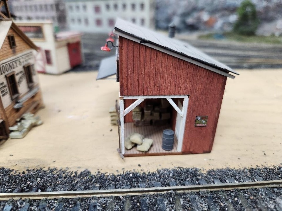 Walthers Cornerstone Macon's HO Scale General Store (Assembled) | eBay