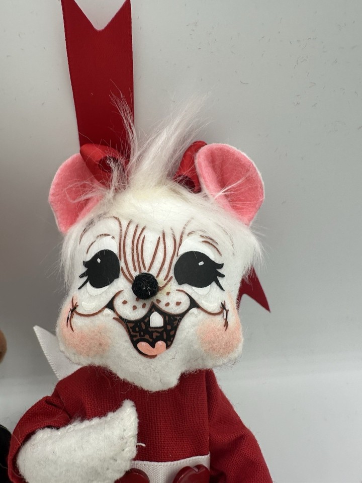 VTG ANNALEE VALENTINE Mouse “I’m Stuck On You” Candy Heart Pair Couple ...