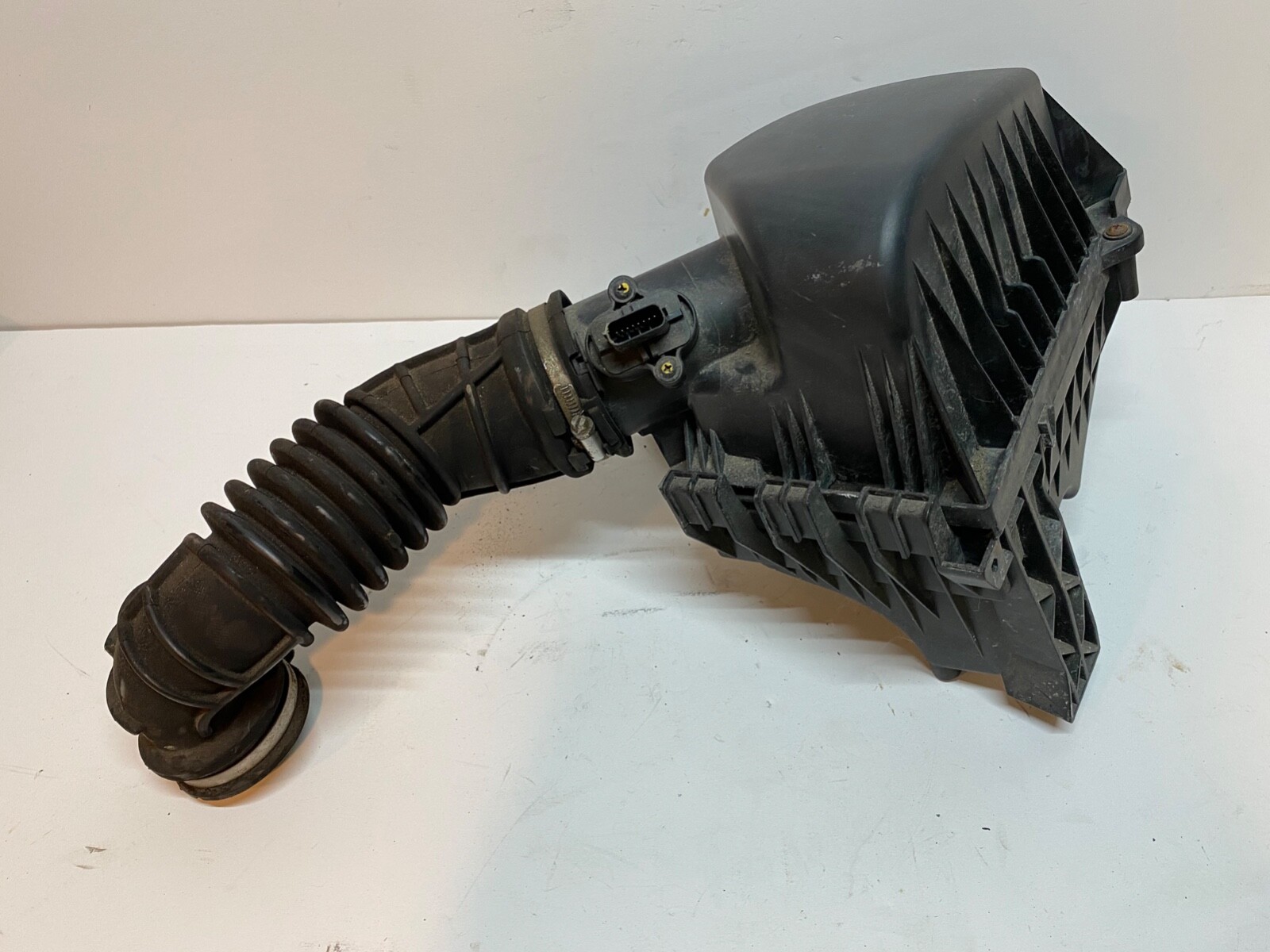 OEM 13 14 15 16 17 Chevrolet Trax 1.4l Air Intake Tube Duct Hose Pipe ...